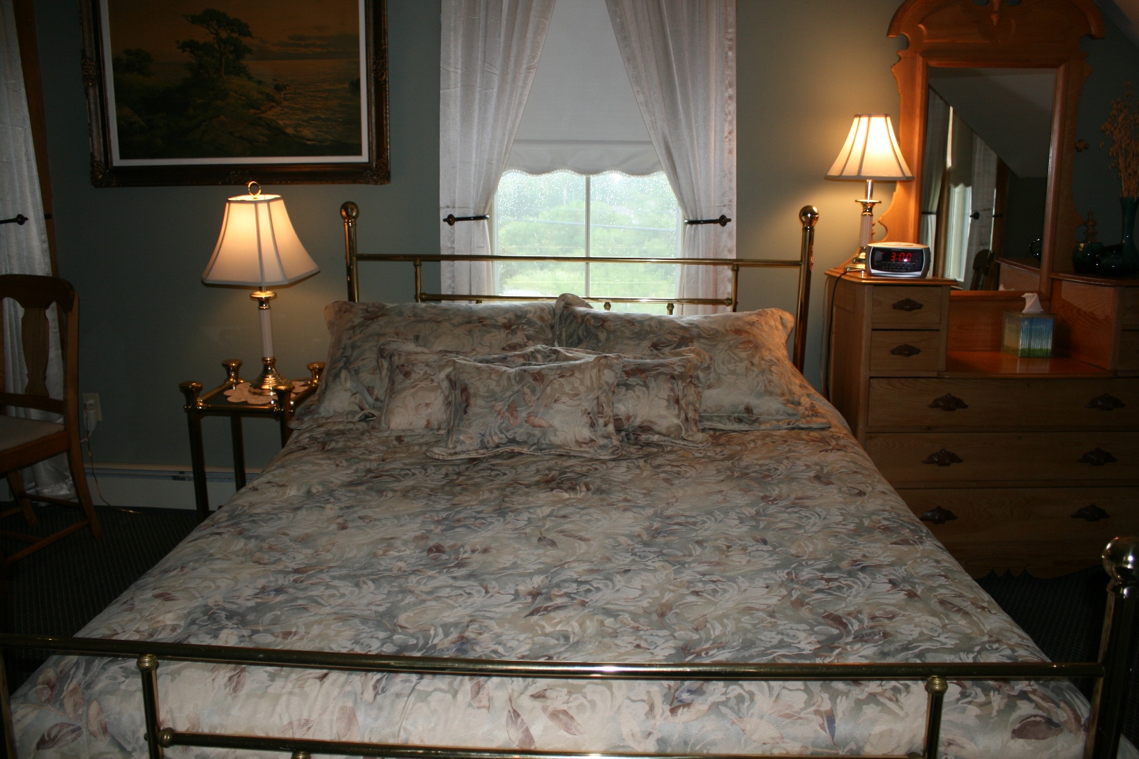 Suite2 Dresser | Amherst Shore Country Inn - Official Site