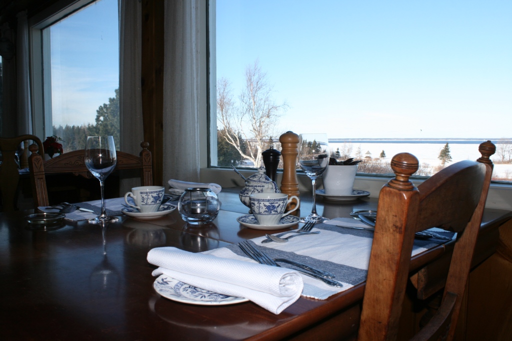 Winter Dining Table | Amherst Shore Country Inn - Official Site