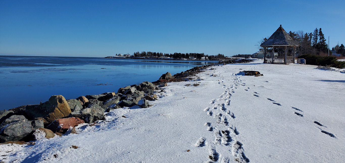 Gazeboand Bay | Amherst Shore Country Inn - Official Site
